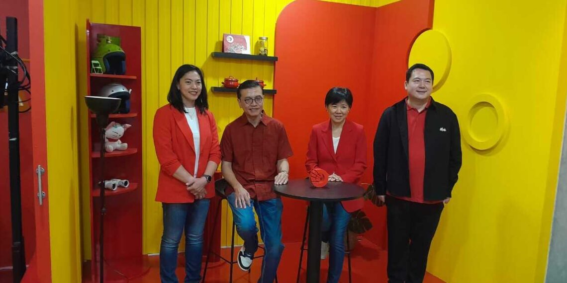 OCBC presents Ruang Kreasi creative hub to assist MSMEs develop ...
